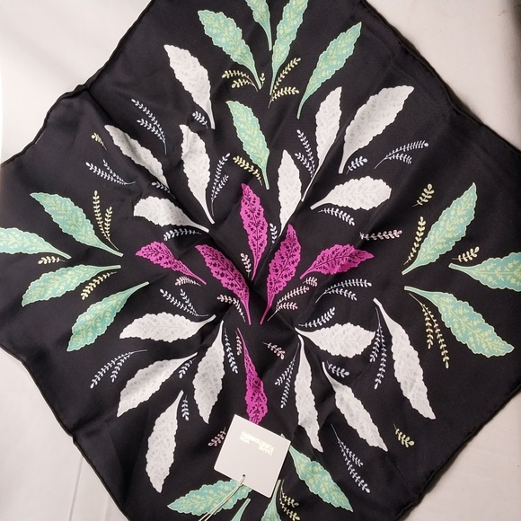 Diane Von Furstenberg | Accessories | Diane Von Furstenberg Mason Black ...